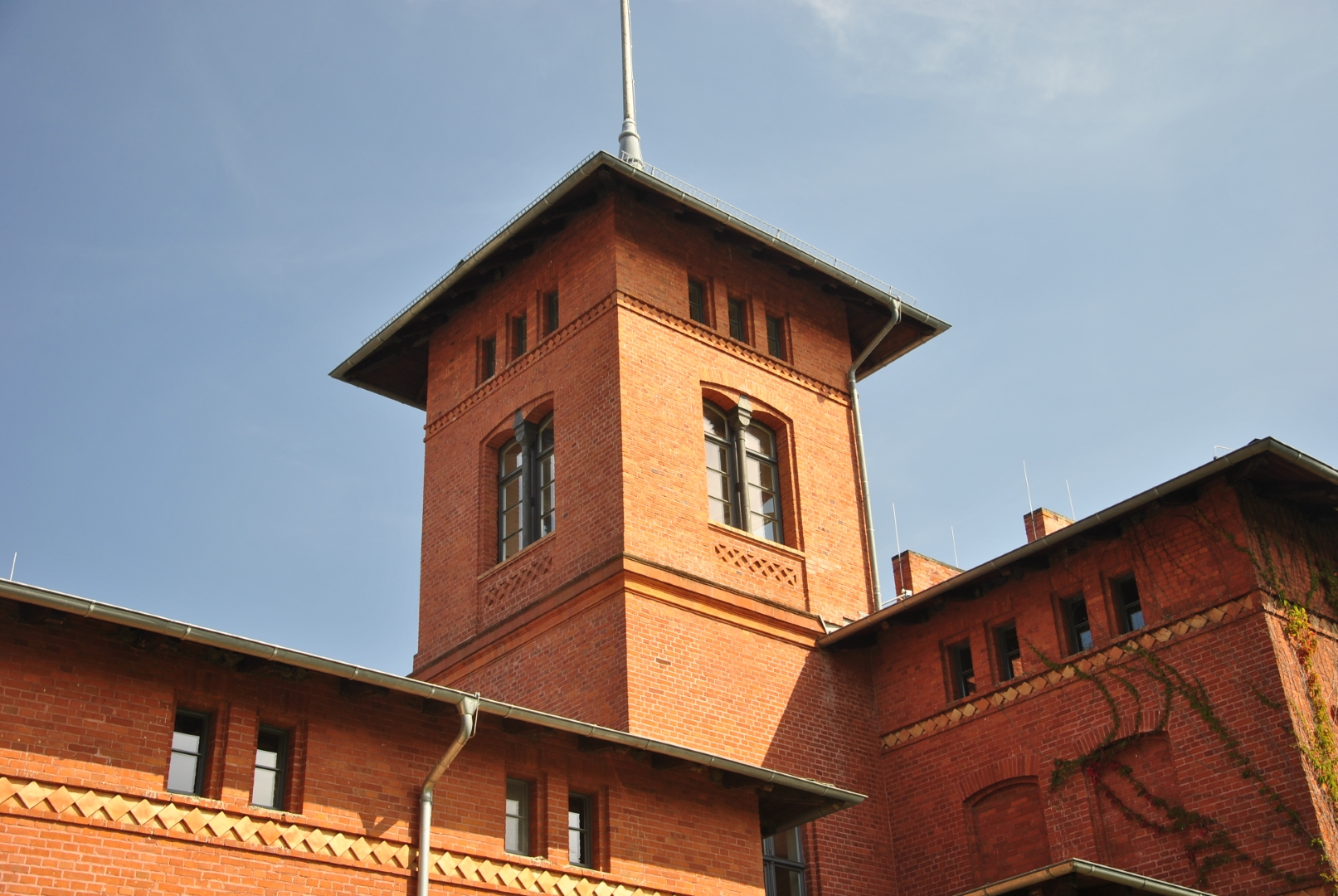 Conference location in brick architecture near BerlinLandgut Stober in ...